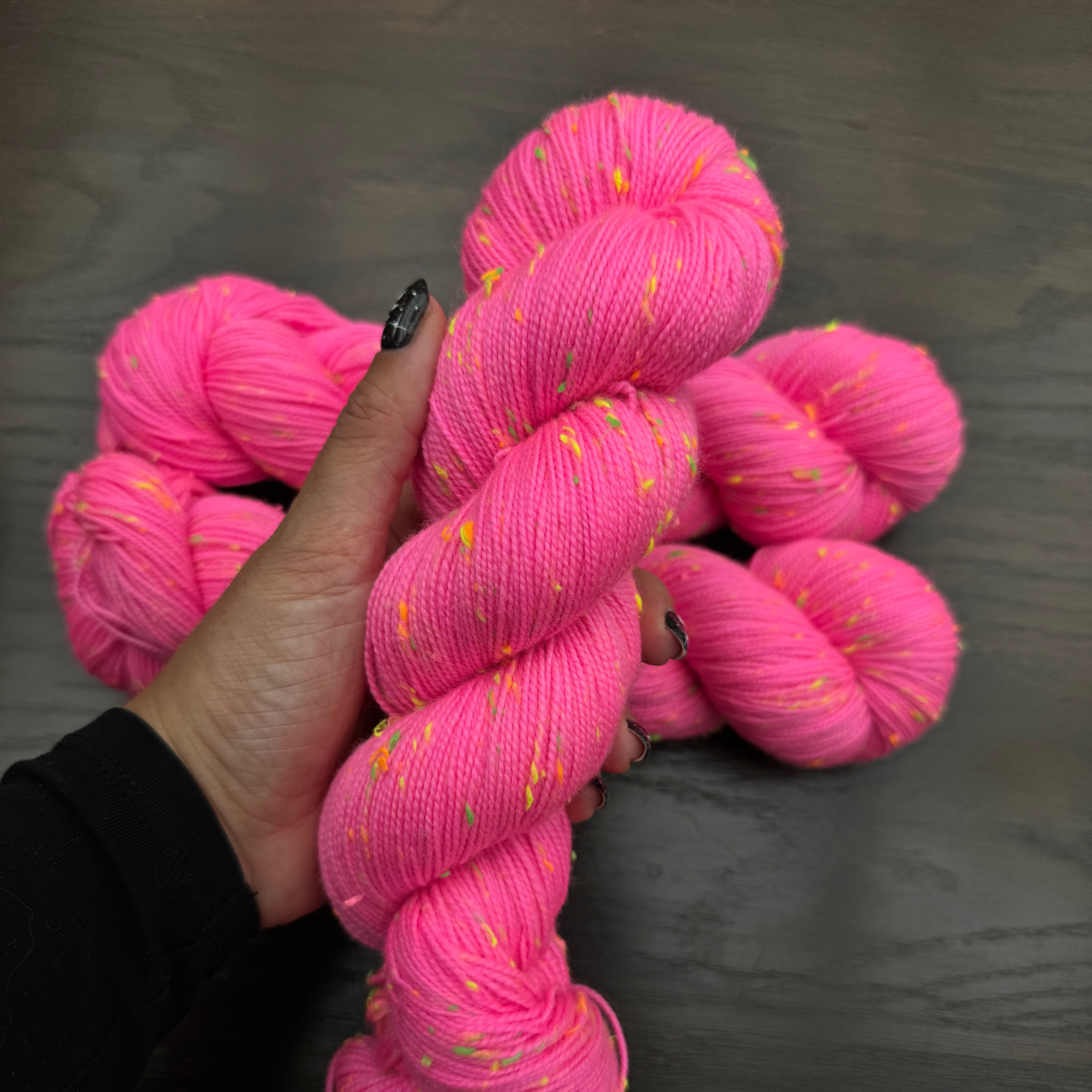 Barbie Neon Neps Sock Yarn – Spectrum Fibre